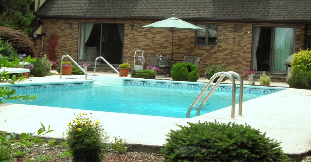 Swimming Pool Contractor in Los Angeles | Delcoi